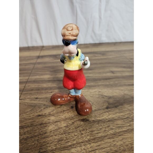 Toys | Vintage Disney Japan Glass Figure Golf Goofy Golfing Goofy ...